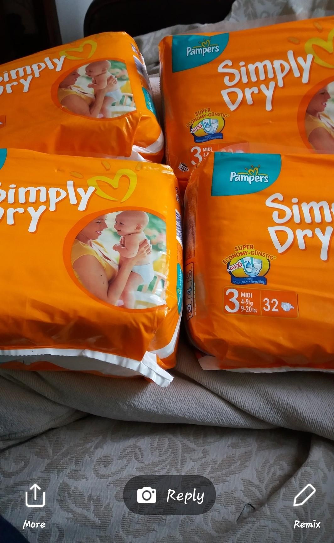 Pampers Simply Dry in WV4 Wolverhampton für £ 15,00 zum Verkauf | Shpock AT