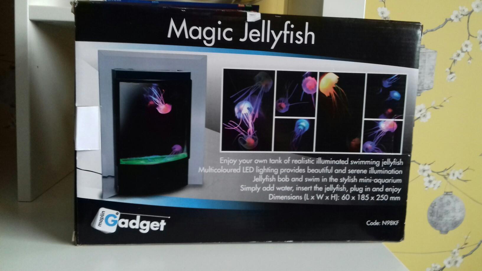 Magic Jellyfish Tank in TS6 Lackenby für 5,00 £ zum Verkauf | Shpock DE