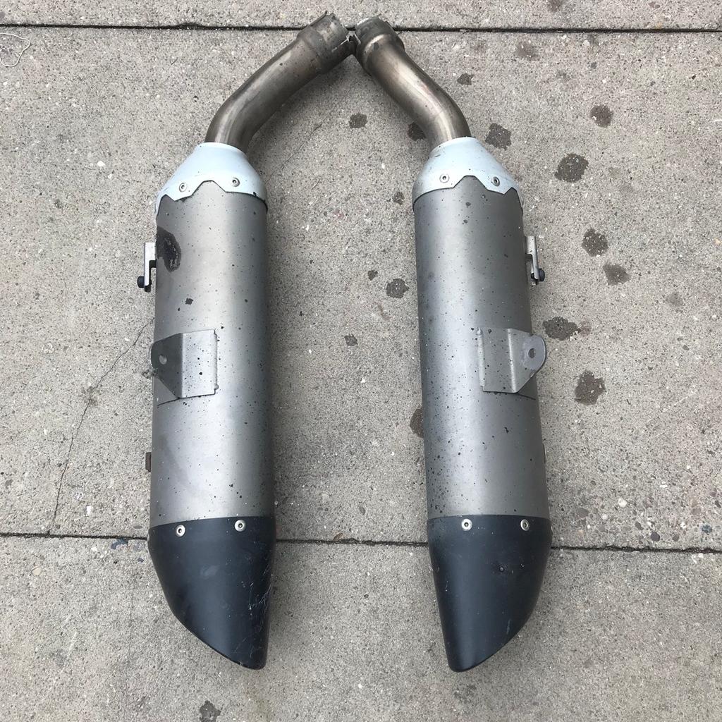 Yamaha r1 5vy end cans in B31 Birmingham für £ 40,00 zum Verkauf ...