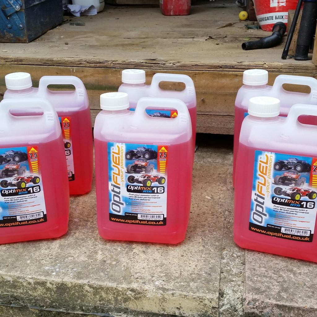16% Rc nitro fuel 6x 2.5L bottles in PE9 Kesteven für 40,00 £ zum ...
