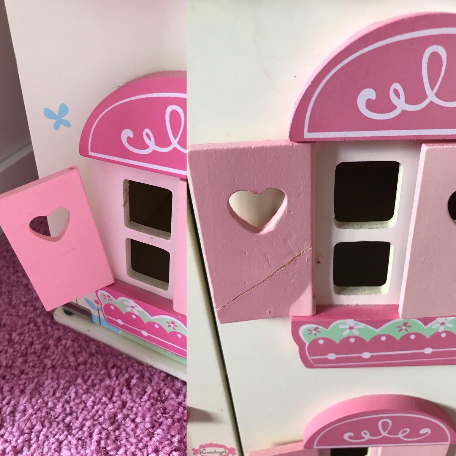 ELC rosebud cottage dolls house and furniture in LE12 Charnwood für £ ...