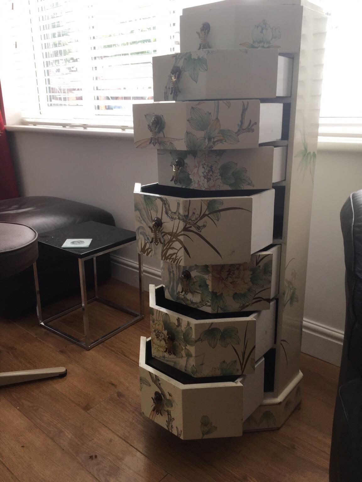 Chinese tall Draw unit in WA8 Upton für 100,00 £ zum Verkauf | Shpock DE