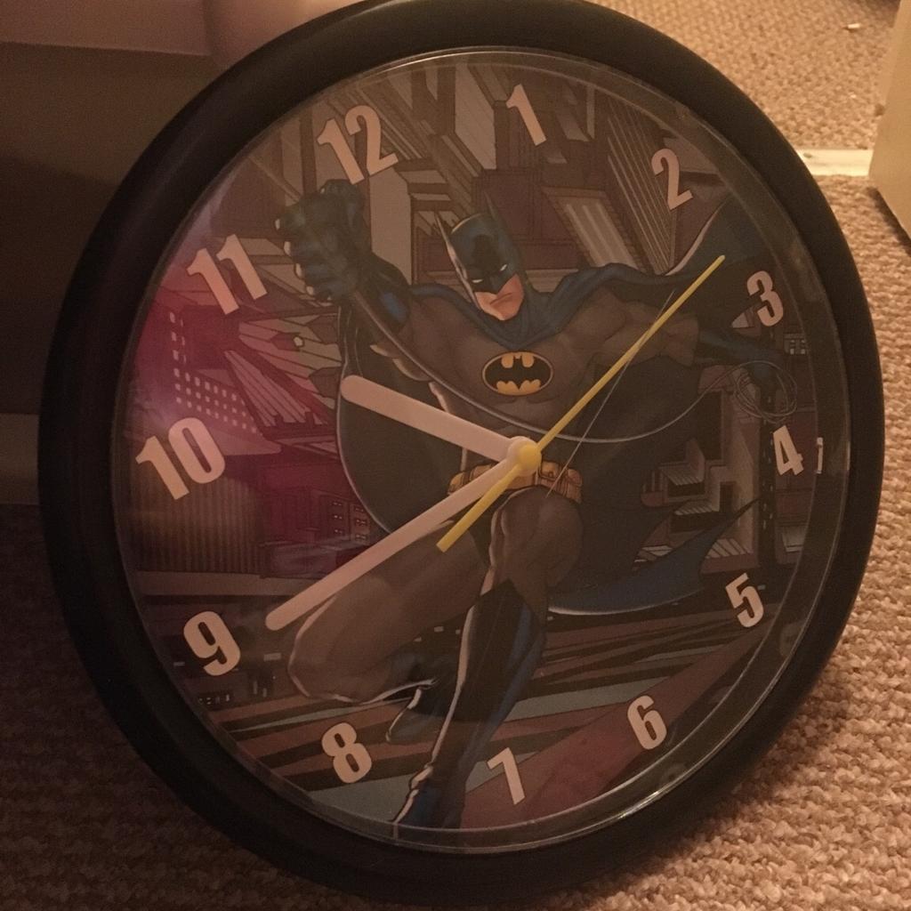 Batman clock in LS12 Leeds für £ 1,00 zum Verkauf | Shpock AT