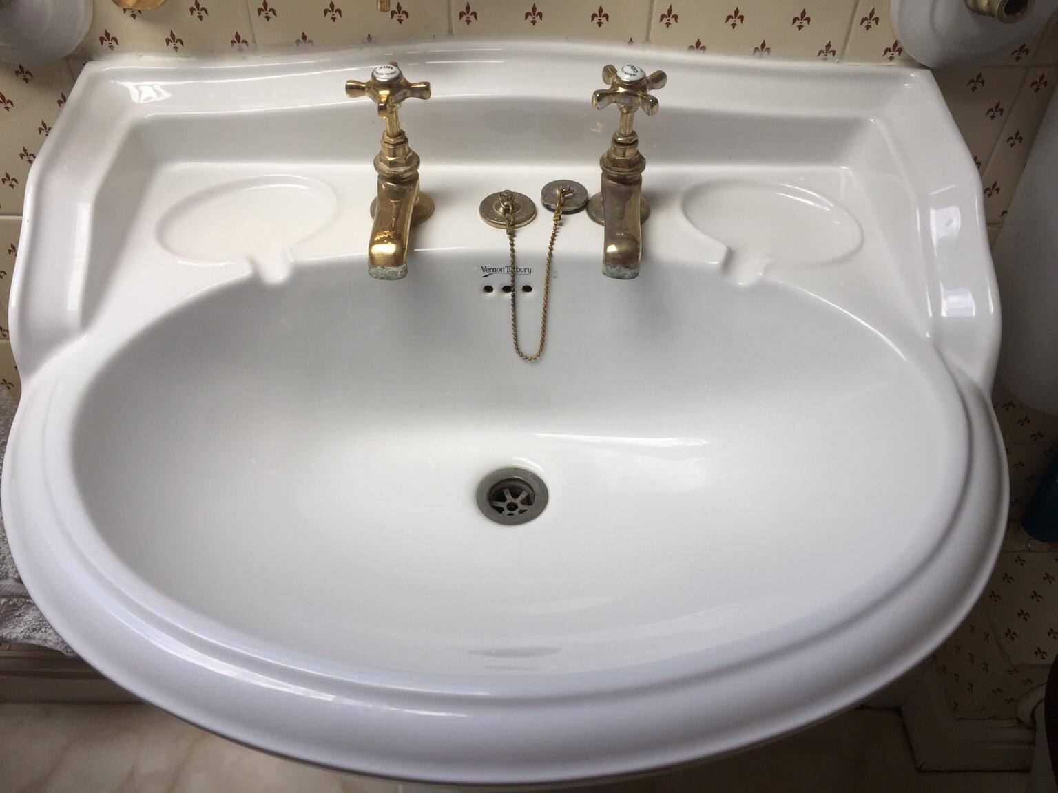 Quality Vernon Tutbury Pedestal Wash Basin in CV13 Hinckley and ...