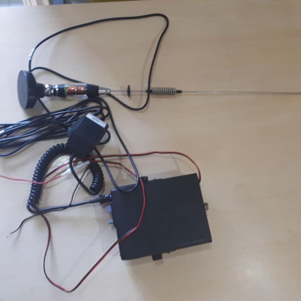 CB Funkgerät mit Funkantenne, Funkgerät, Funk in 6121 Baumkirchen für € ...