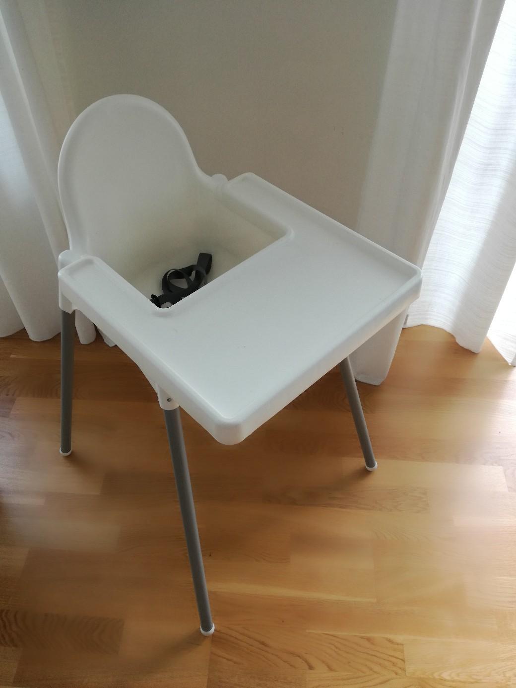 IKEA matstol med bricka in 17165 Solna kommun für 80,00 SEK zum Verkauf ...