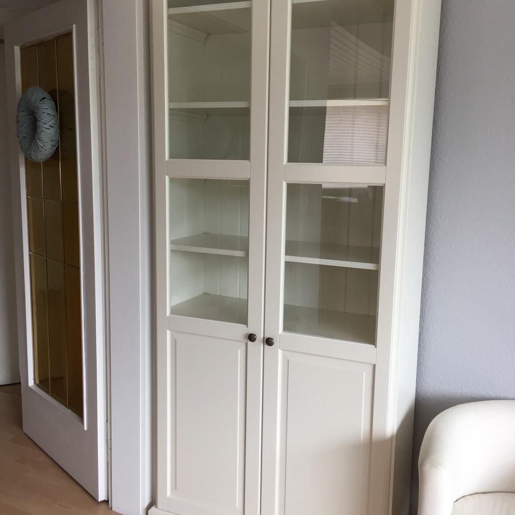 Ikea Regal / Schrank mit Türen Liatorp in 69118 Ziegelhausen für 200,00 ...