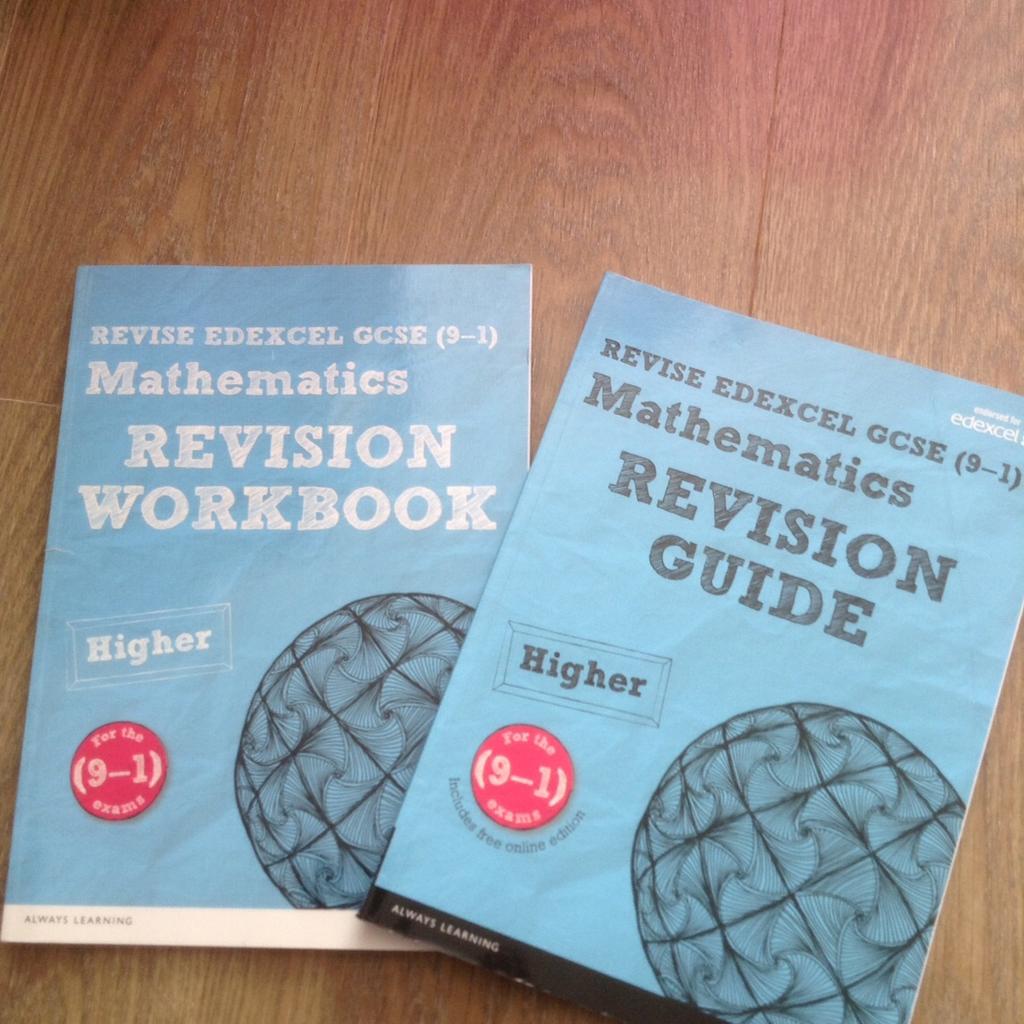 GCSE maths revision books in London Borough of Bromley für £ 1,00 zum ...