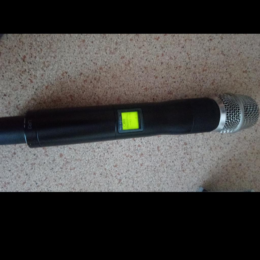 Shure ur2 wireless mic with AKG SR80 reciever in WA7 Brook für £ 275,00 ...