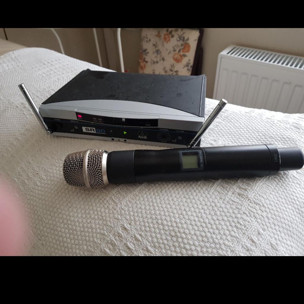 Shure ur2 wireless mic with AKG SR80 reciever in WA7 Brook für £ 275,00 ...