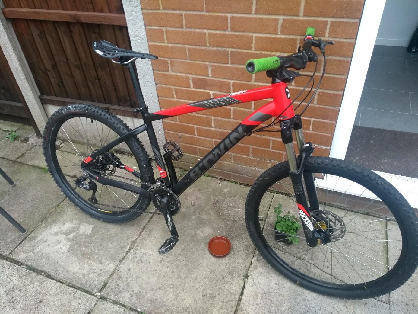 Hardtail mountain bike - btwin rockrider 560 in M19 Manchester für 70 ... Hardtail mountain bike - btwin rockrider 560 in M19 Manchester für 70 ...