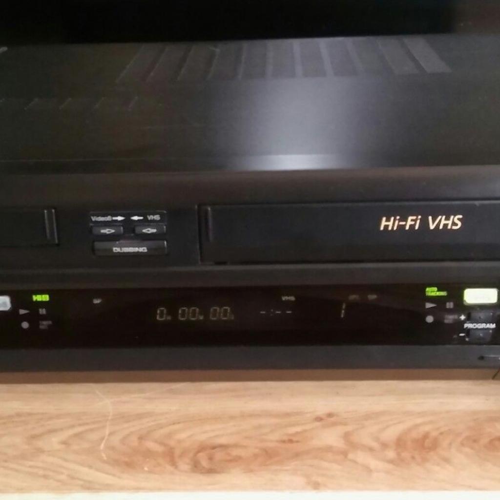 Sony Hi8 & VHS Recorder in SK4 Stockport für £ 295,00 zum Verkauf ...