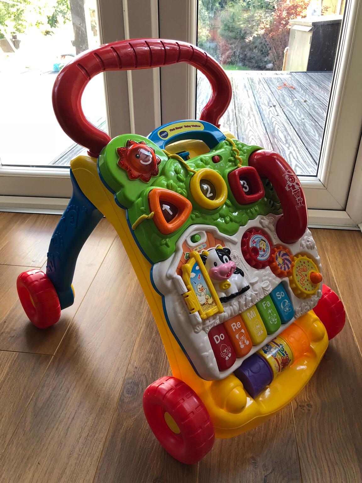 VTech first steps baby walker in Stockport für £ 12,00 zum Verkauf ...