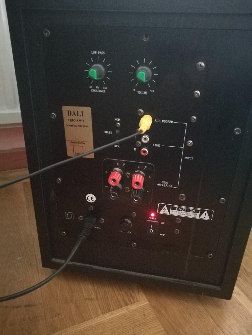 subwoofer dali trio aw8 in 174 53 Sundbyberg für SEK 500,00 zum Verkauf ...