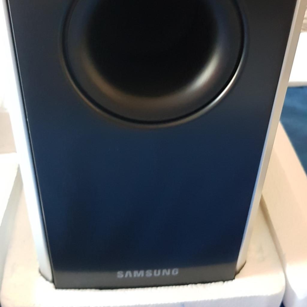 Samsung speakers sub woofer and 5 surround sp in B13 Birmingham for £50 ...