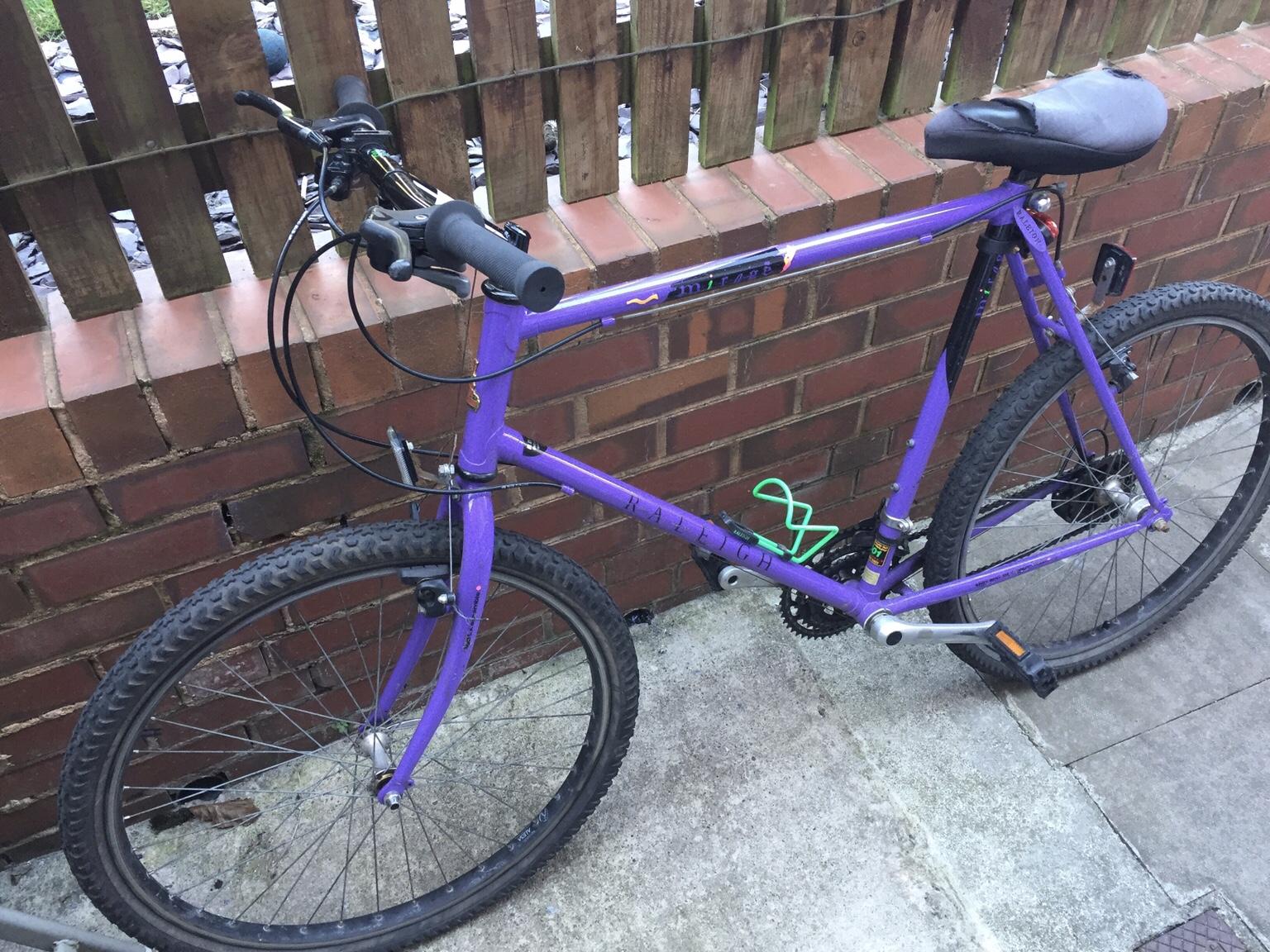 Raleigh mirage mountain bike SPARES OR REPAIR in WV14 Dudley für £ 25 ...
