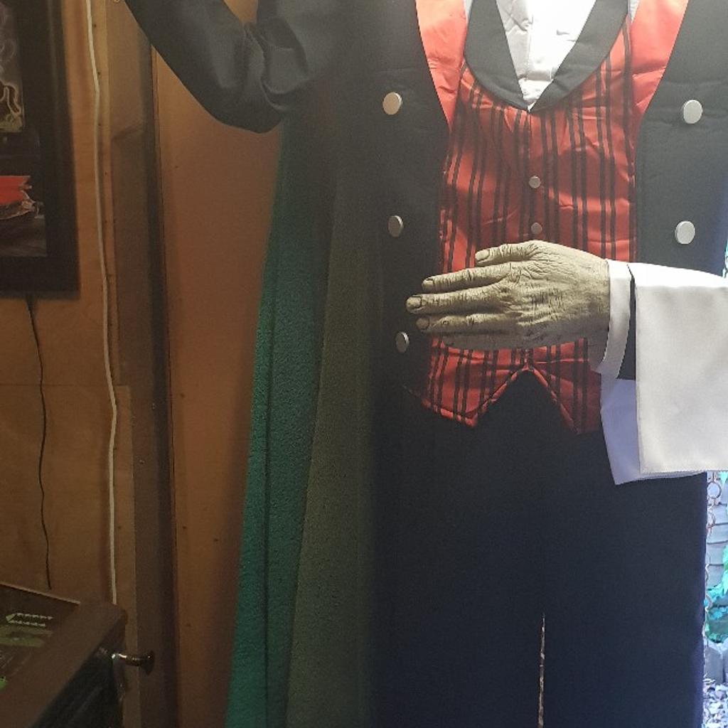 7 FOOT Lurch the animatronic Butler in CR0 London für £ 60,00 zum ...