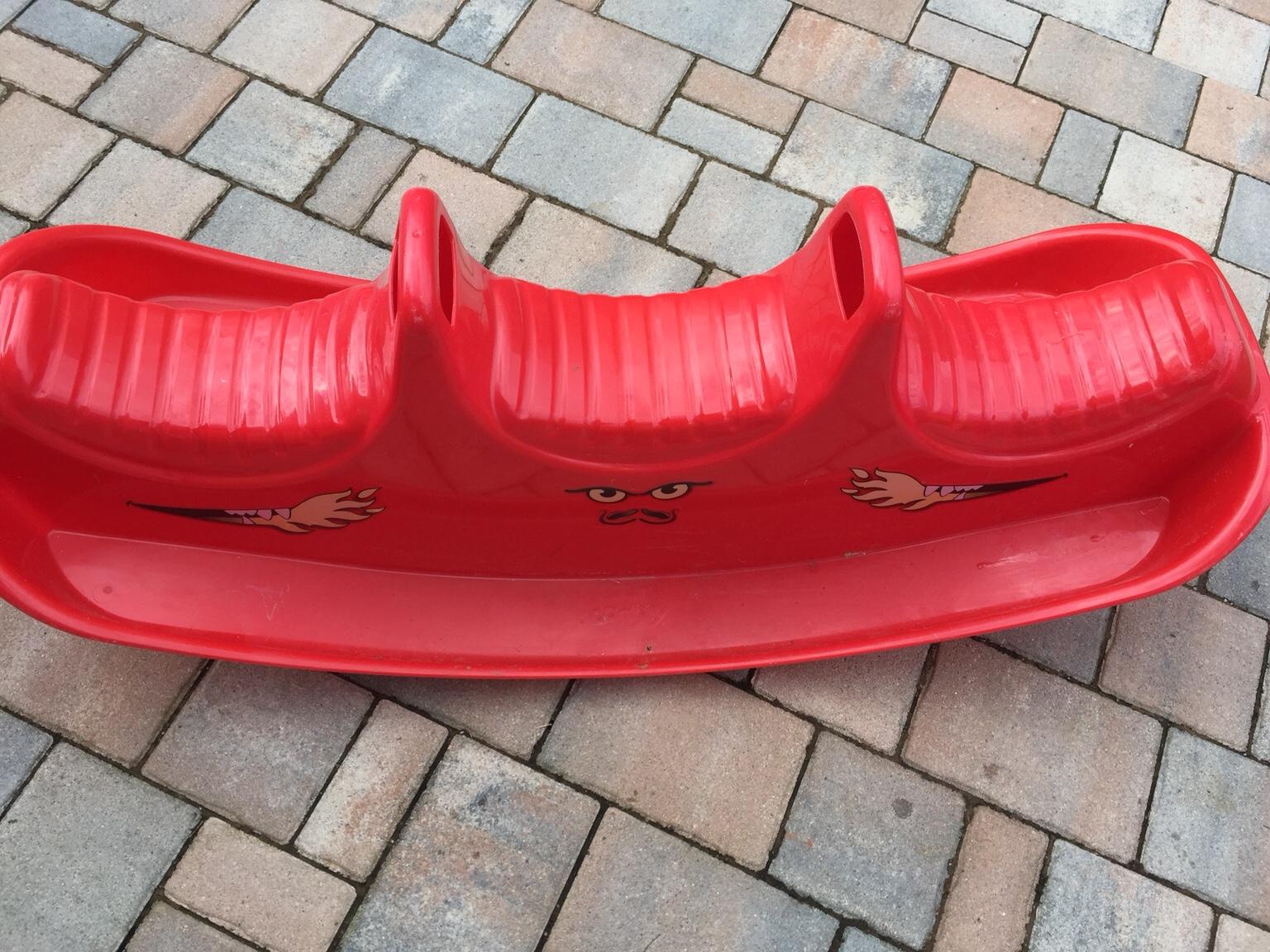 Kinder Wippe 3 sitzer Schaukelpferd Dantoy in 6133 Weerberg für 13,00 ...