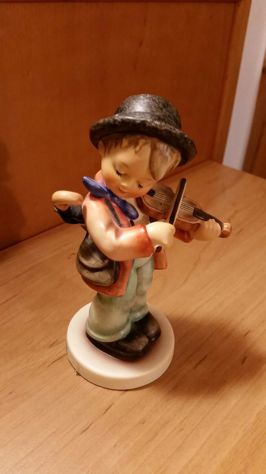 Entzückende Deko / Original Hummel Figur in 9911 Assling für 35,00 ...