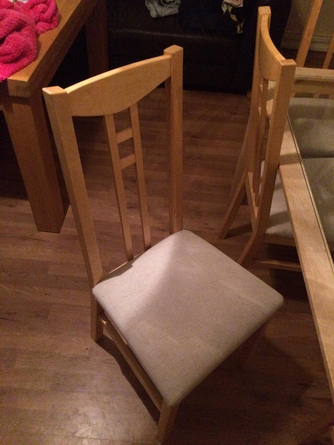 Ikea dining table and six chairs in NG15 Ashfield für 120,00 £ zum ...
