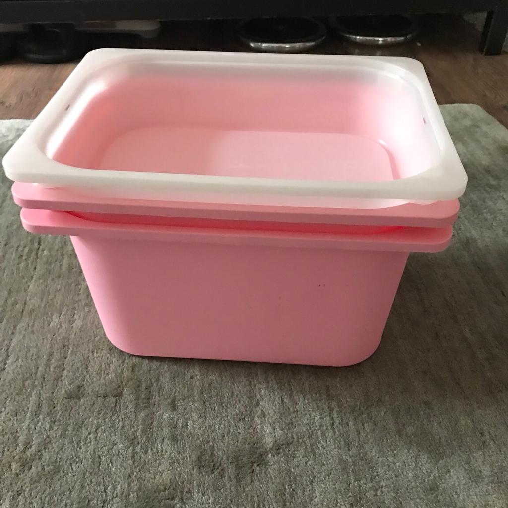 Ikea Trofast storage unit with 3 boxes in N19 Islington für 15,00 £ zum ...
