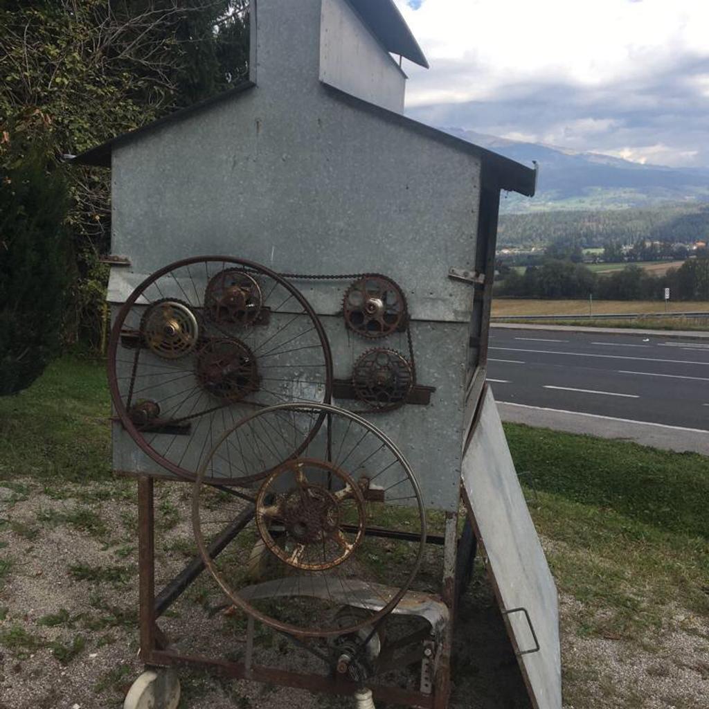 Origineller Holzkohlengrill Nirosta in 9805 for €250.00 for sale | Shpock