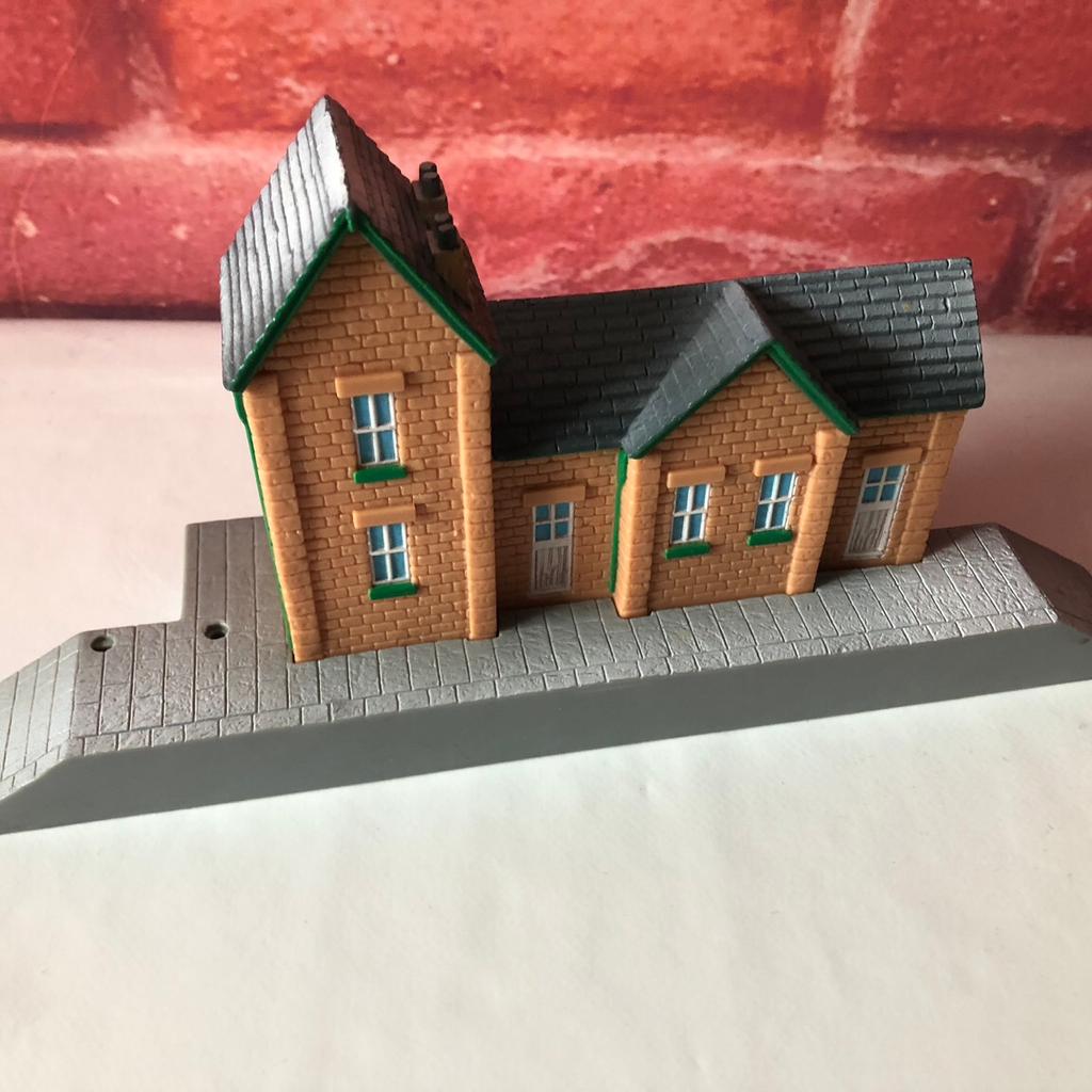 Thomas the tank engine trackmaster stations in CT19 Shepway für 1,00 ...