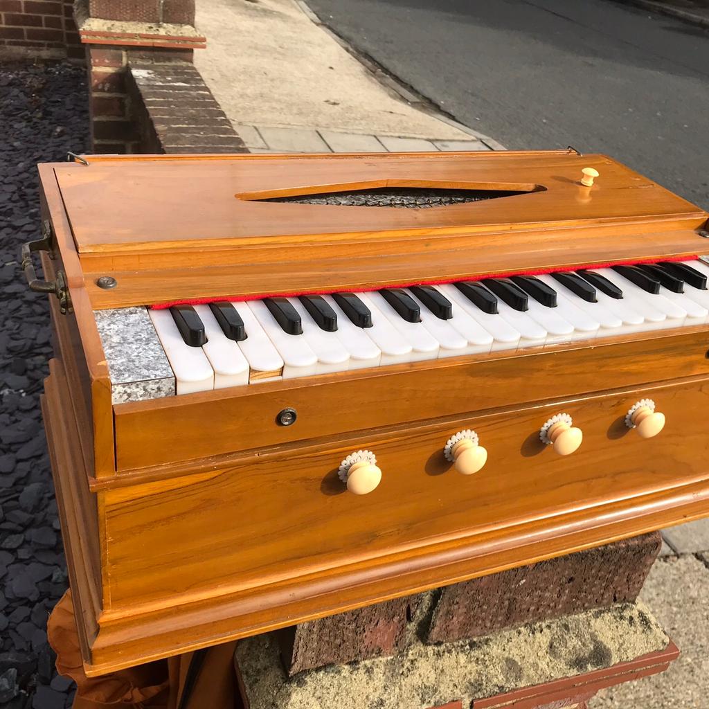 Harmonium Indian in RM5 London für £ 60,00 zum Verkauf | Shpock AT