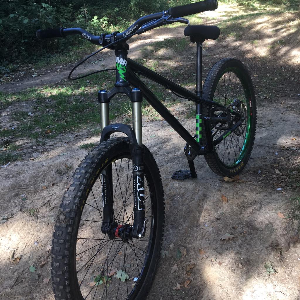 Dmr 898 jump bike in SS4 Rochford für 450,00 £ zum Verkauf | Shpock DE