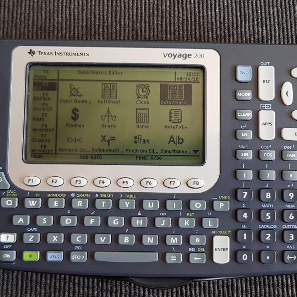 TI Voyage 200 Taschenrechner in 6911 Lochau für 95,00 € zum Verkauf ...