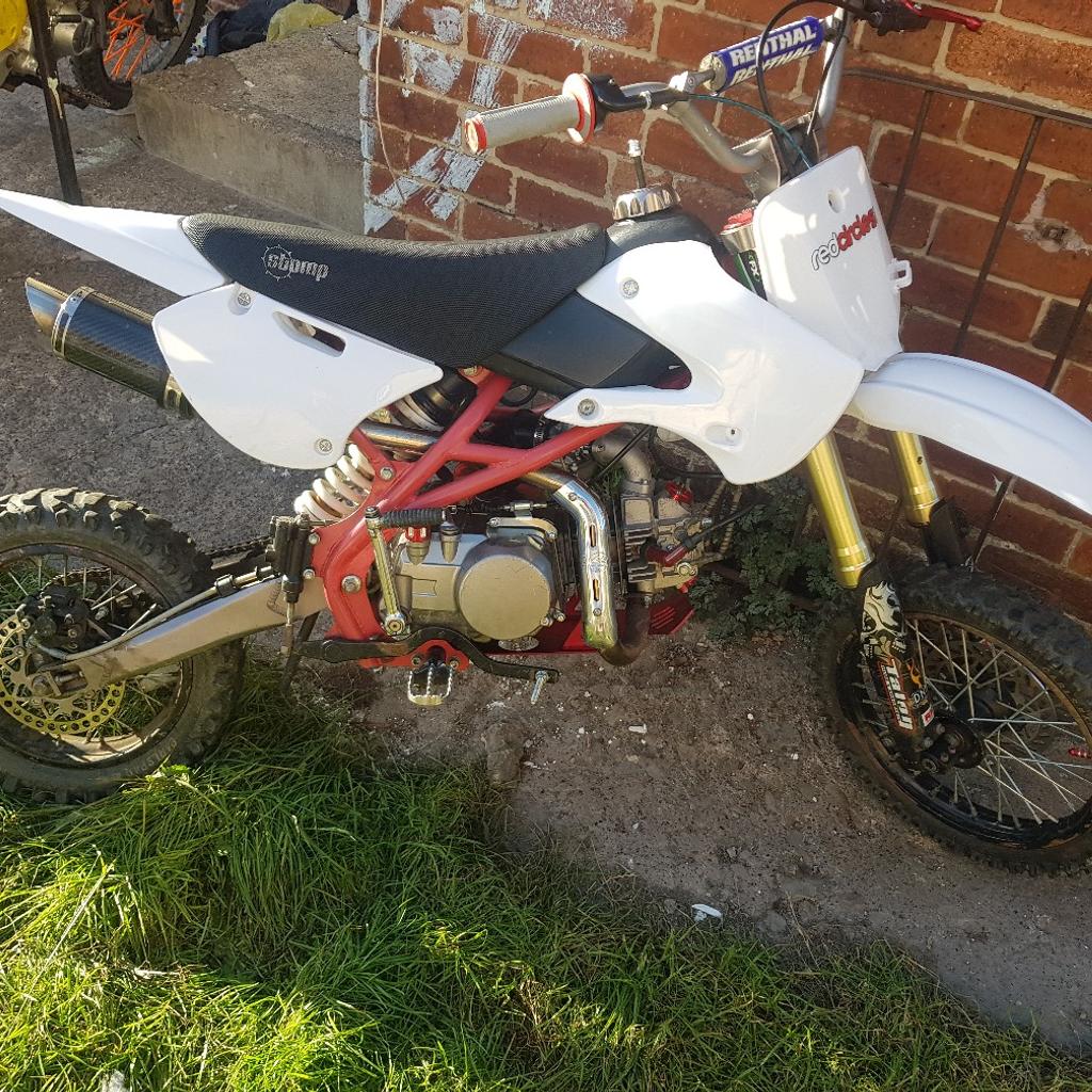 stomp kzr 140cc pit bike in Barnsley for £600.00 for sale | Shpock