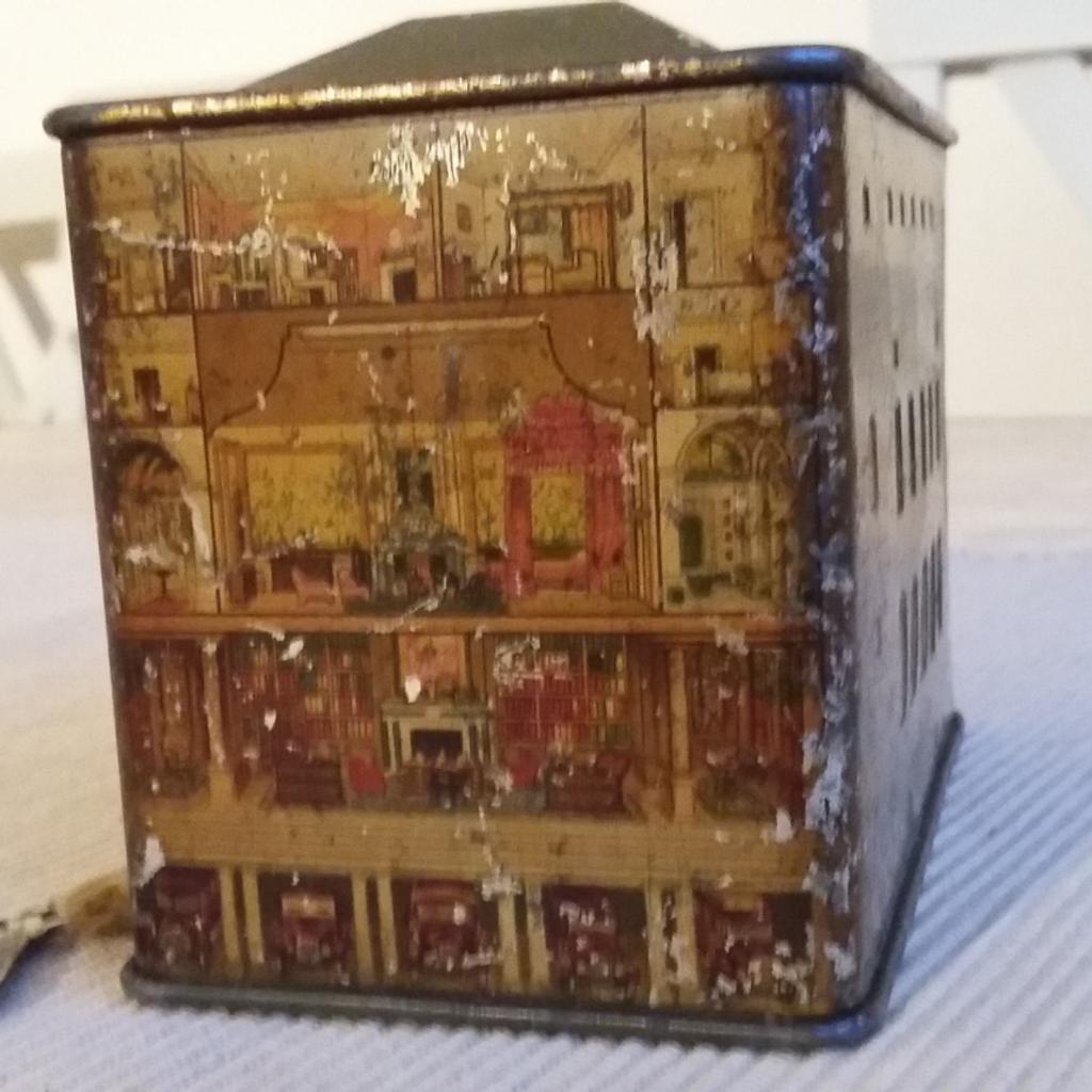 Antique Tin 'Queens Dolls House Money Box in North West Leicestershire ...