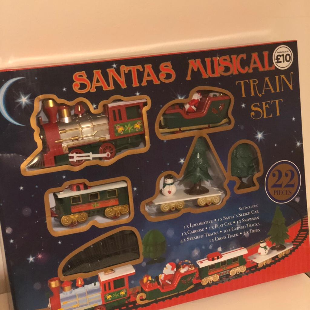 santas musical train set in Brentwood für £ 3,00 zum Verkauf | Shpock AT
