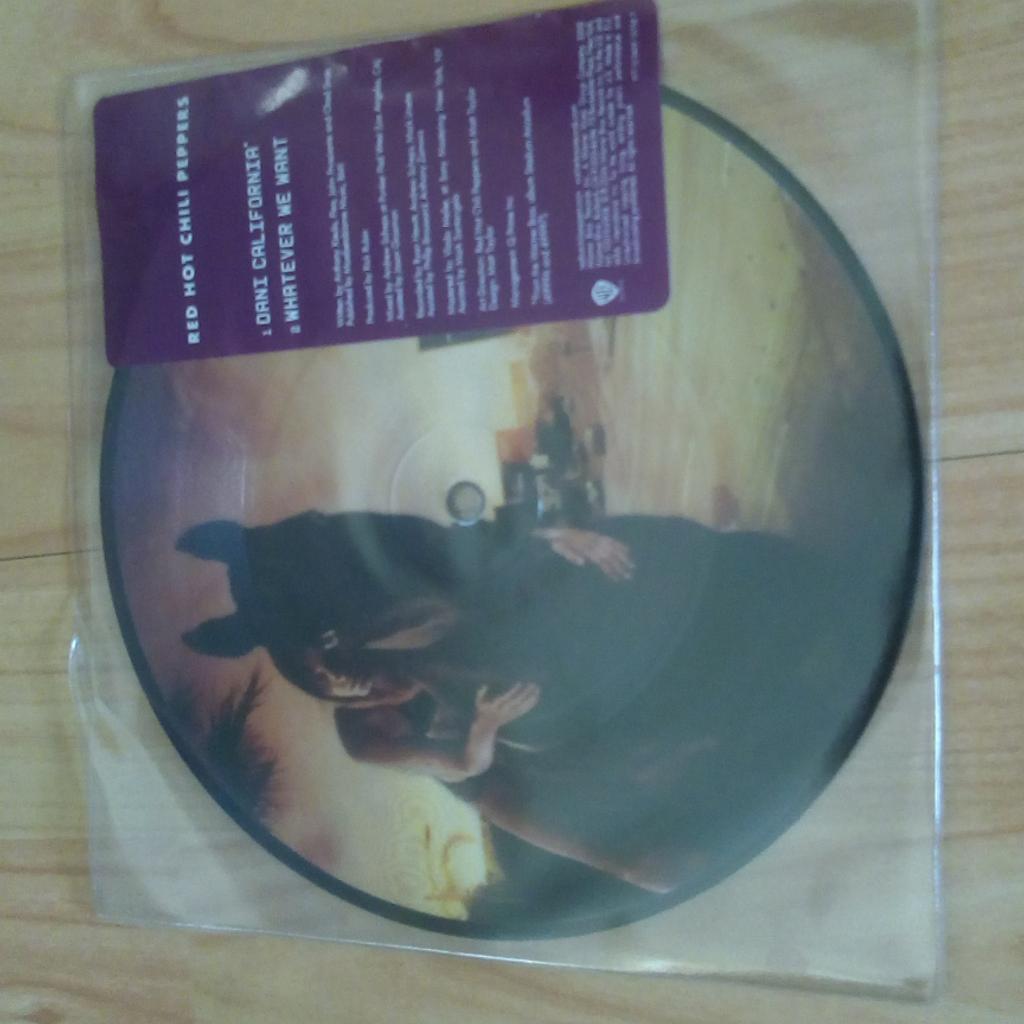 red hot chili peppers - 7 picture disc in S41 Chesterfield für 12,00 ...