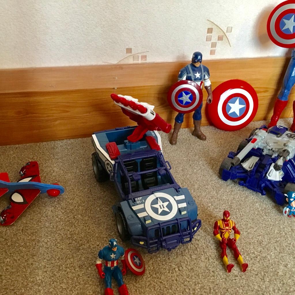 Marvel Avengers Captain America bundle in CH48 Wirral für £ 15,00 zum ...