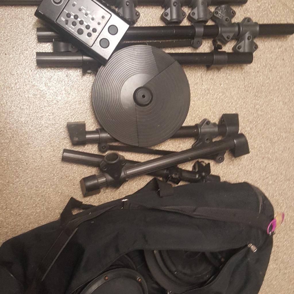 Session Pro DD505 electronic drumkit in CR4 Merton für £ 60,00 zum ...