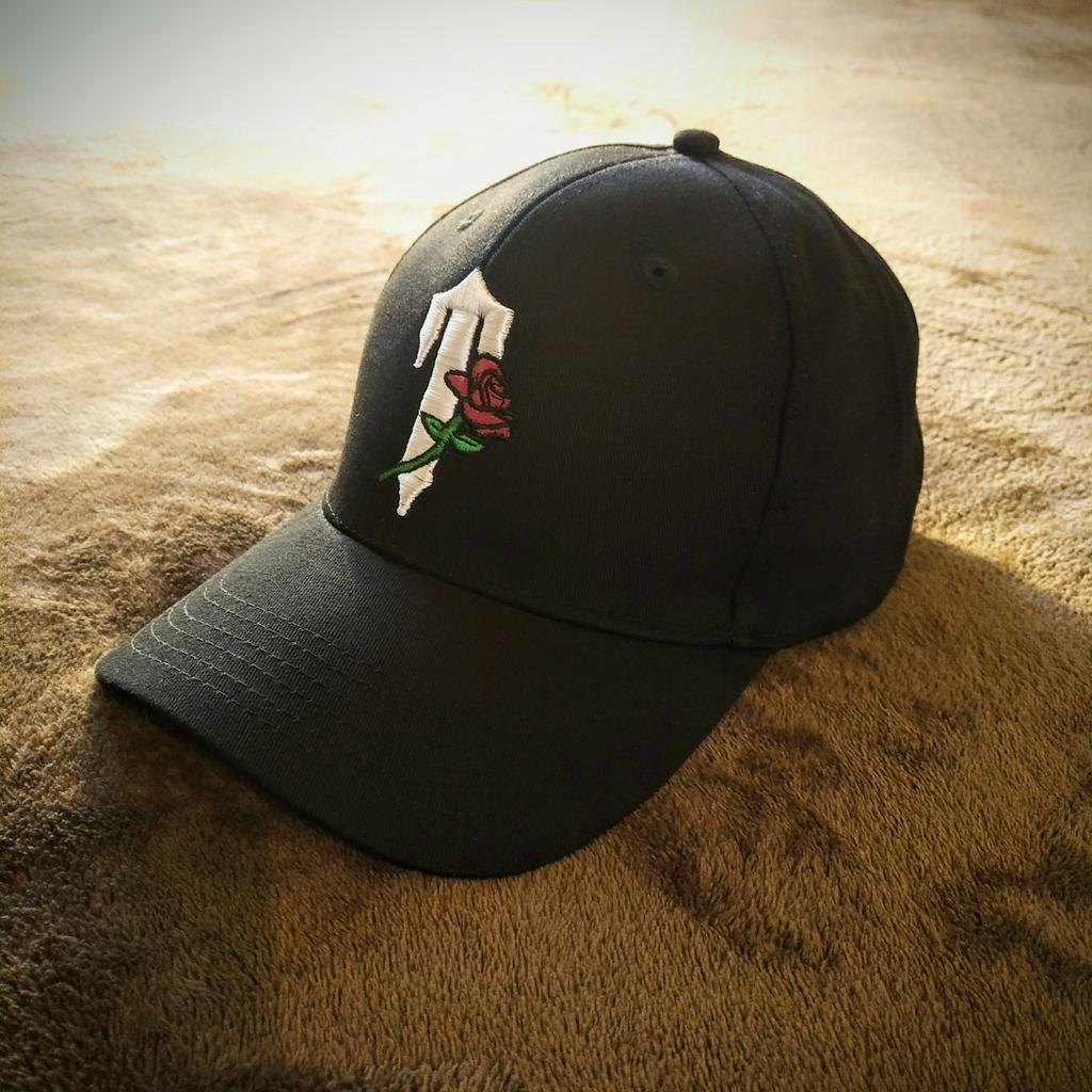 Rare Trapstar London T Rose Snapback Cap Hat in SW17 Wandsworth für 45 ...