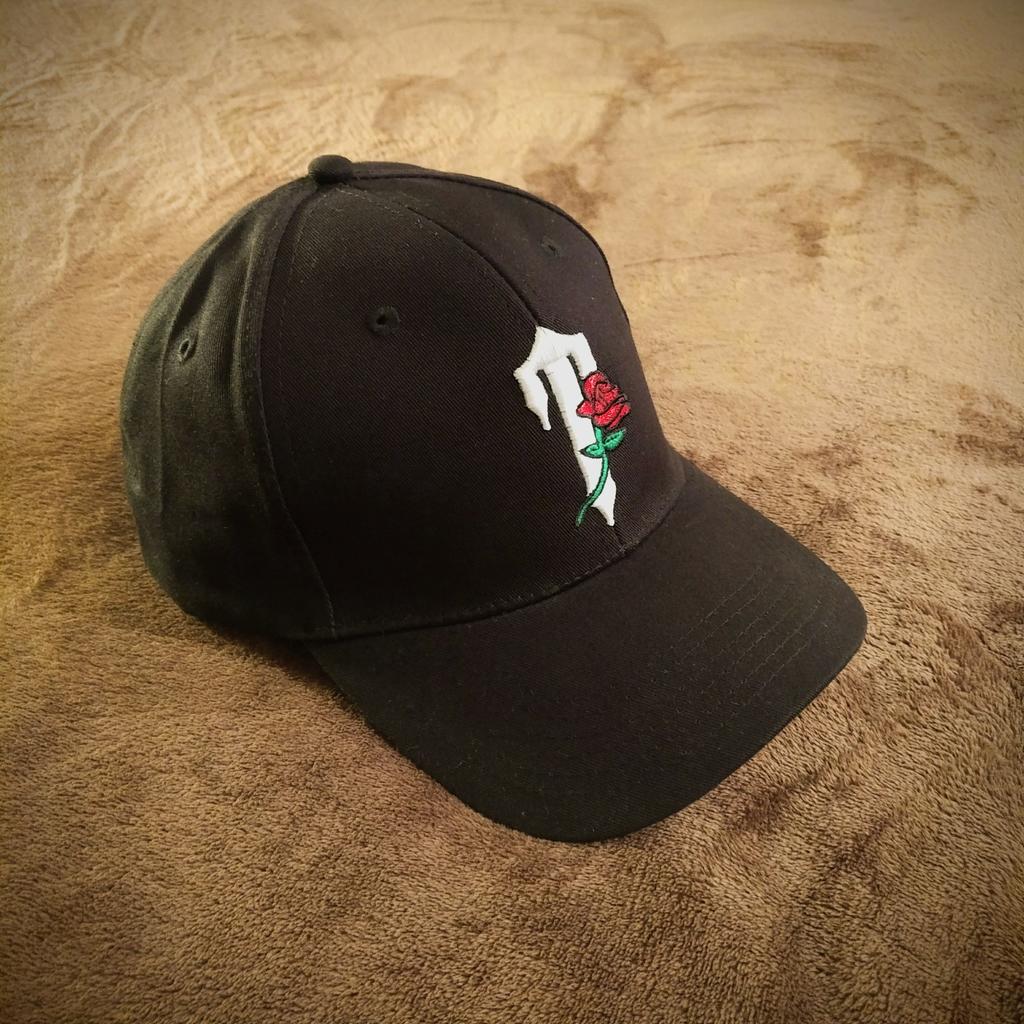 Rare Trapstar London T Rose Snapback Cap Hat in SW17 Wandsworth für 45 ...