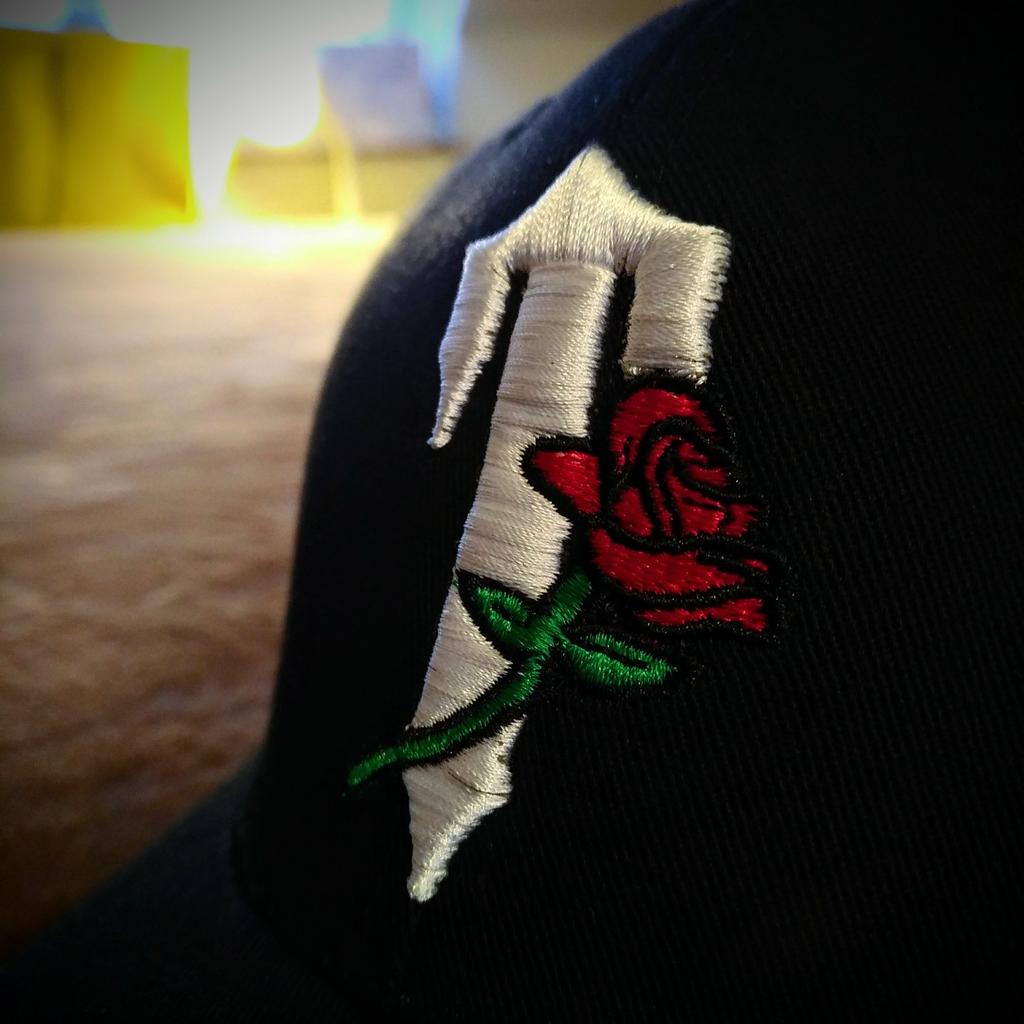 Rare Trapstar London T Rose Snapback Cap Hat in SW17 Wandsworth für 45 ...