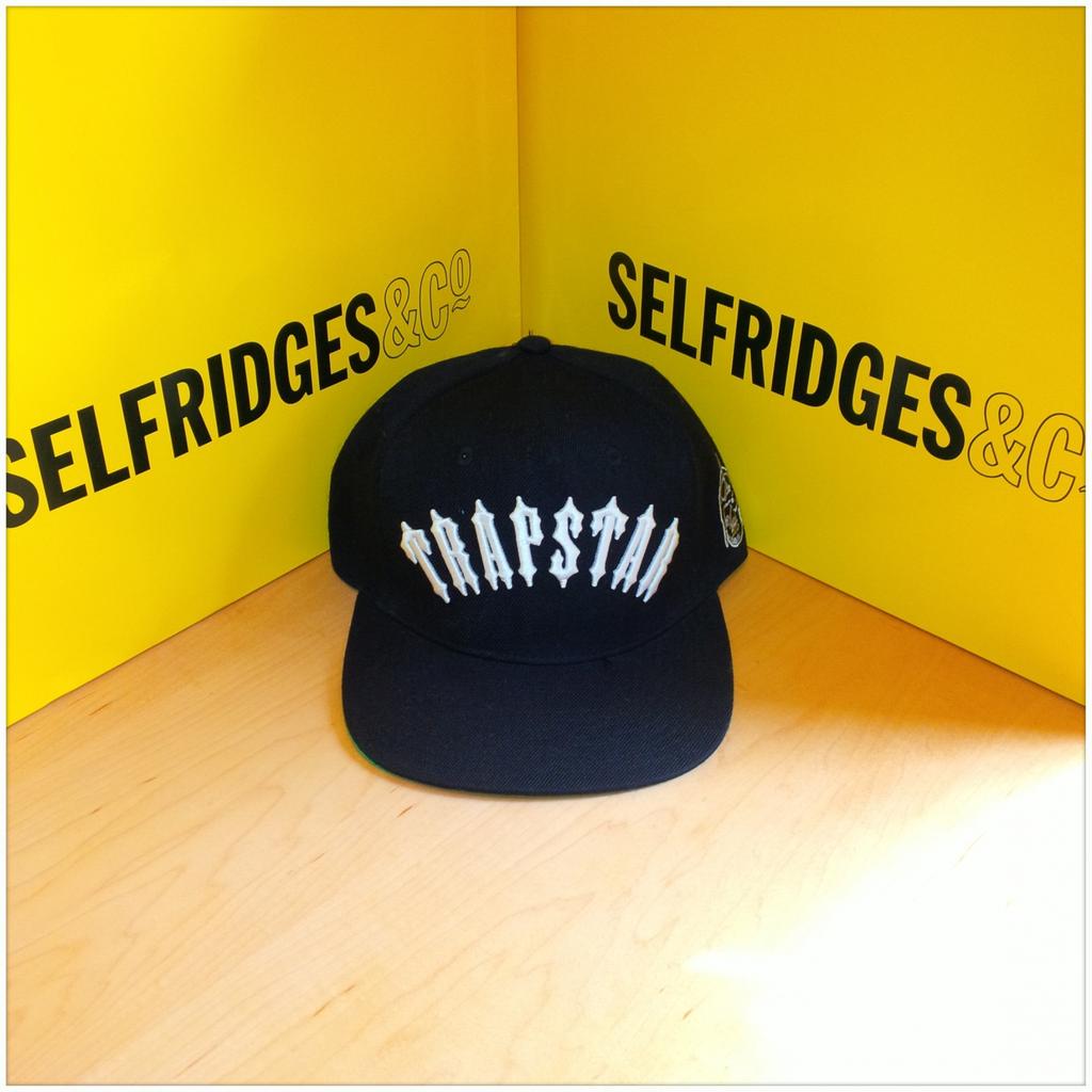 Classic Irongate Trapstar Snapback Cap Hat in E9 London für 50,00 £ zum ...