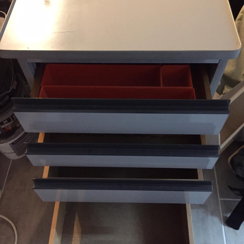 Rollcontainer Werkstattwagen in 91058 Erlangen für € 40,00 zum Verkauf ...