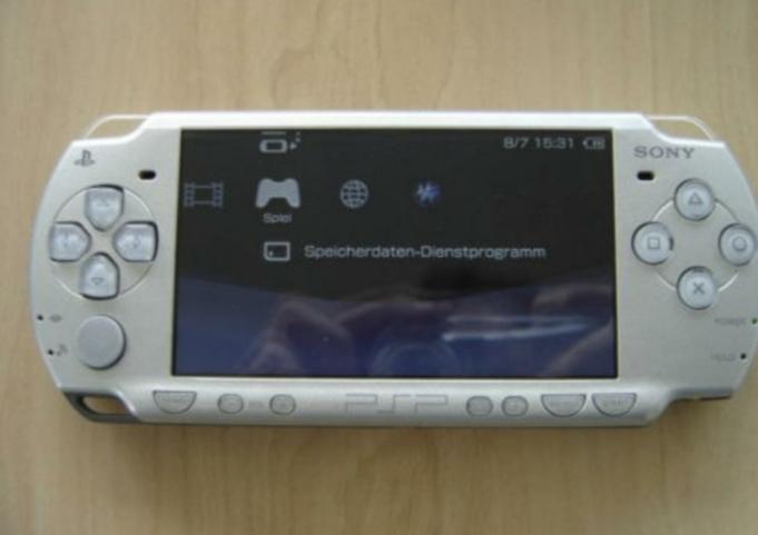 Sony Playstation Portable - PSP 2004 Slim mit in 15711 Königs ...