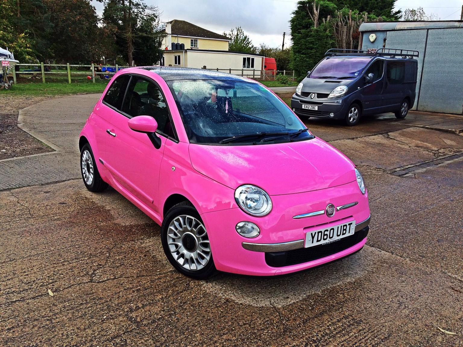 pink fiat 500 in CO2 Colchester für £ 3.000,00 zum Verkauf | Shpock AT