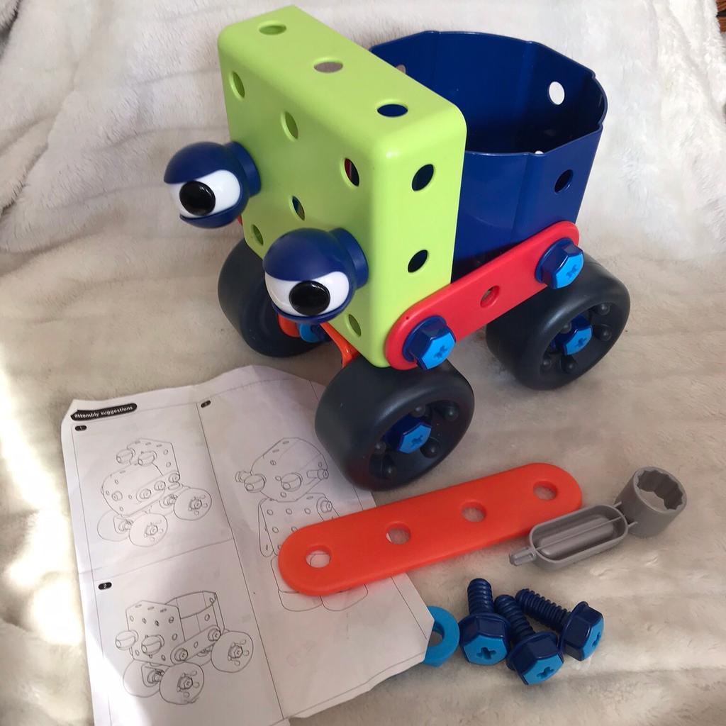 ELC Build it Robot bundle in SE18 Greenwich für £ 10,00 zum Verkauf ...