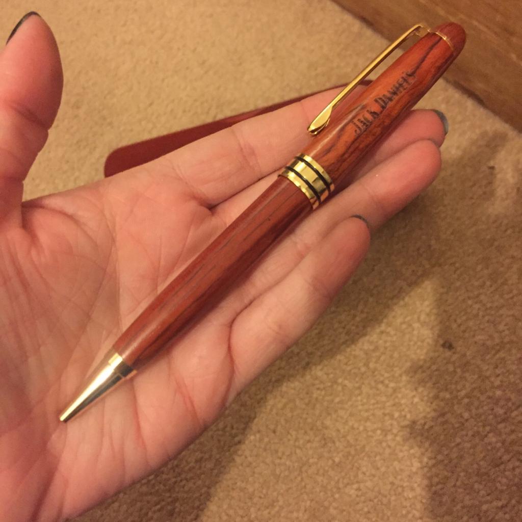 Jack Daniels Pen in SS15 Basildon für 16,00 £ zum Verkauf | Shpock DE
