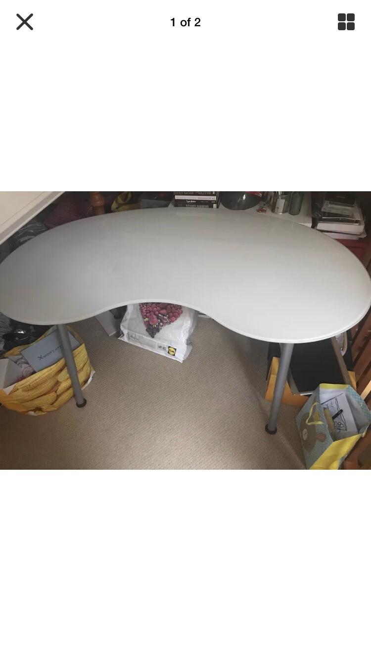 IKEA Glass Kidney shape office/ compute Desk in NP19 Newport für 50,00 ...