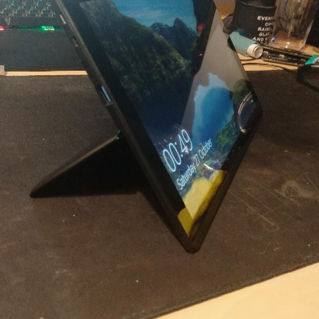 As New Linx 12X64 Windows 10 Laptop/Tablet in RG22 Basingstoke für 110 ...