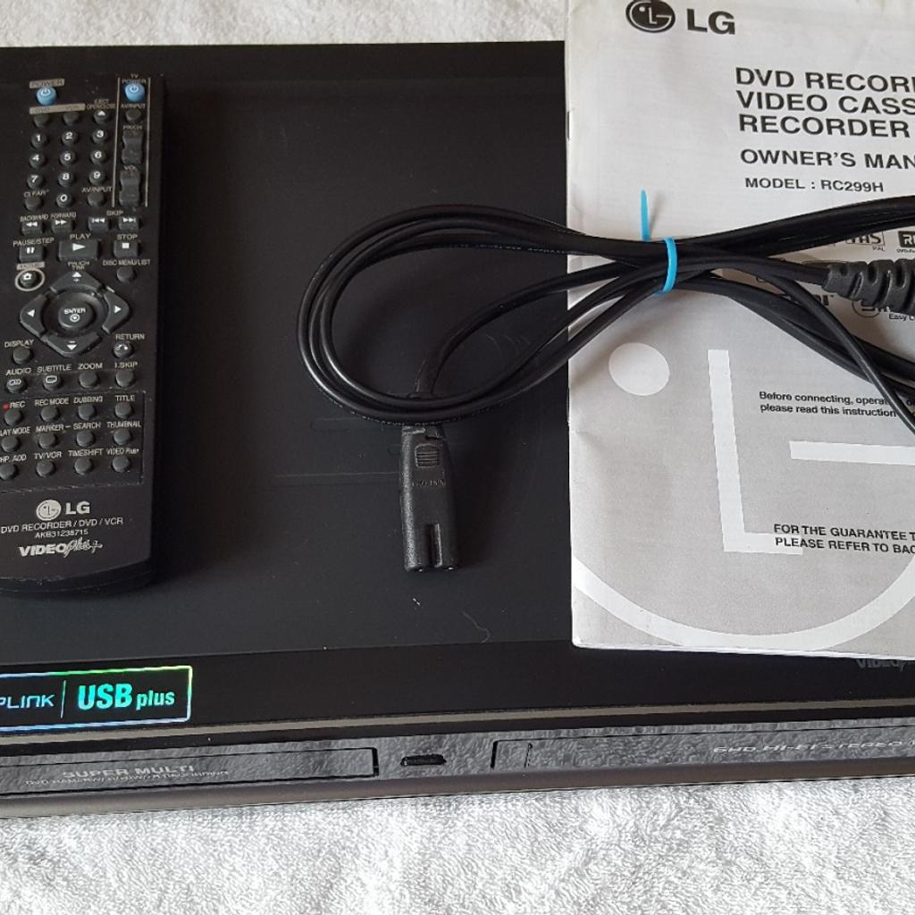 LG DVD and VHS video cassette recorder in London Borough of Sutton für ...