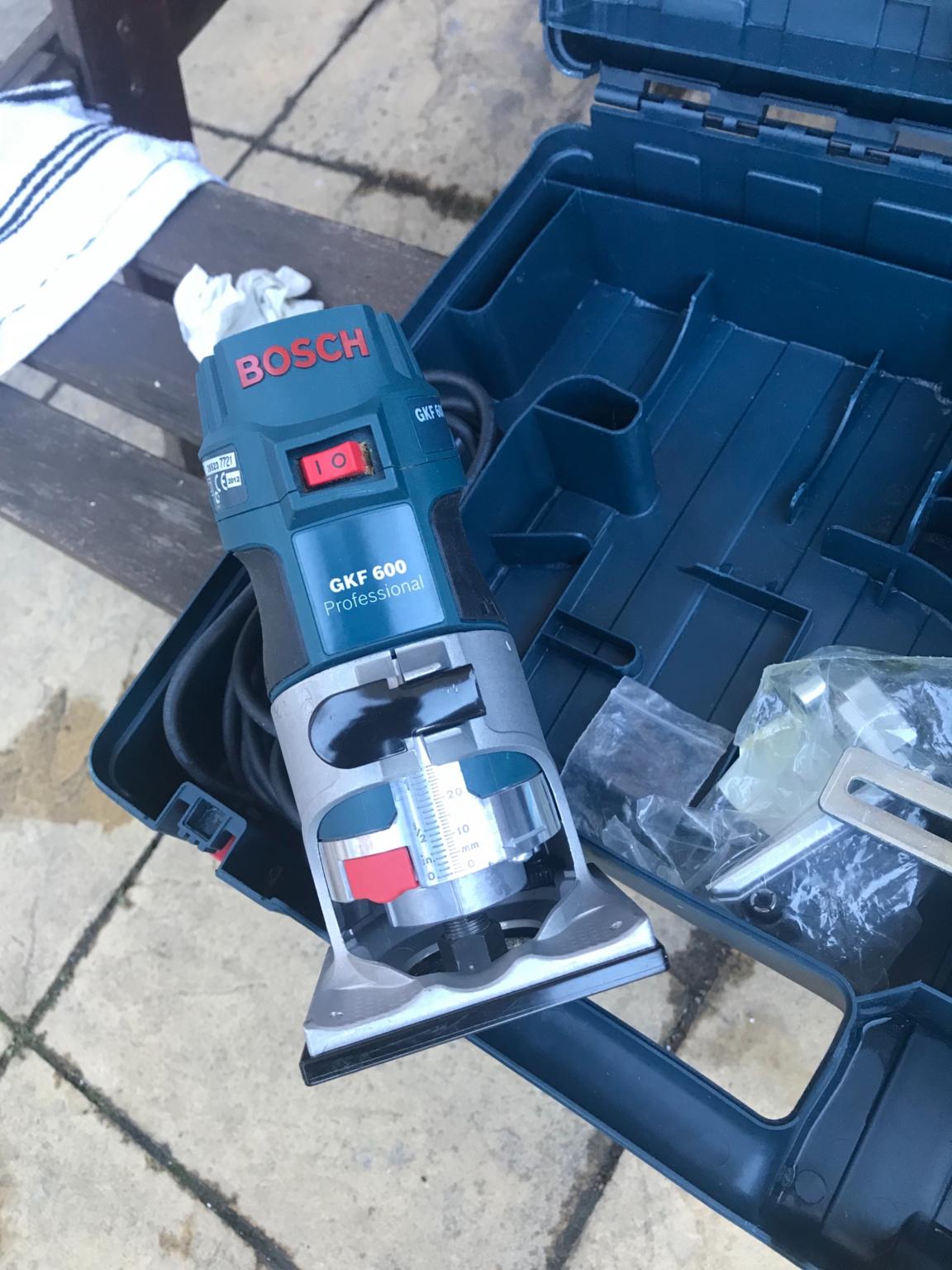 Bosch palm router GKF 600 in AL1 Albans for £80.00 for sale | Shpock