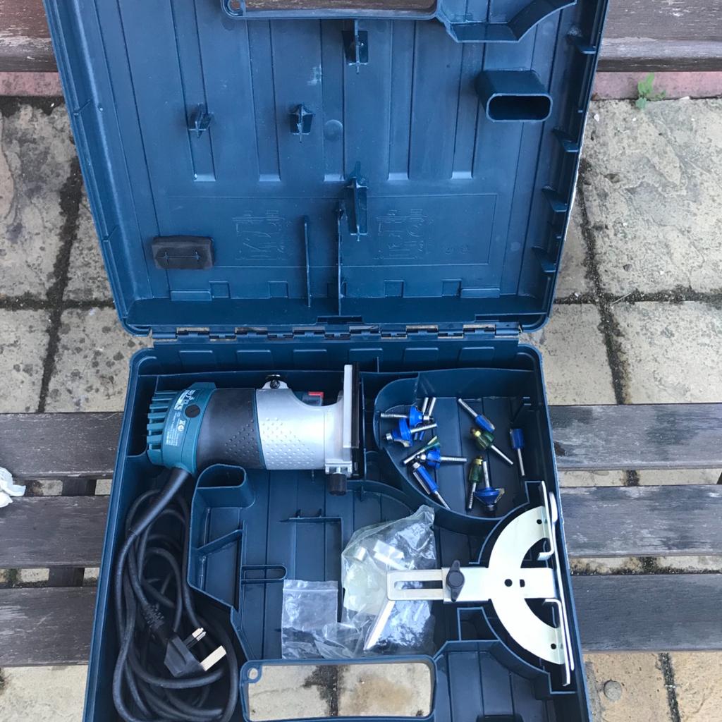 Bosch palm router GKF 600 in AL1 Albans for £80.00 for sale | Shpock